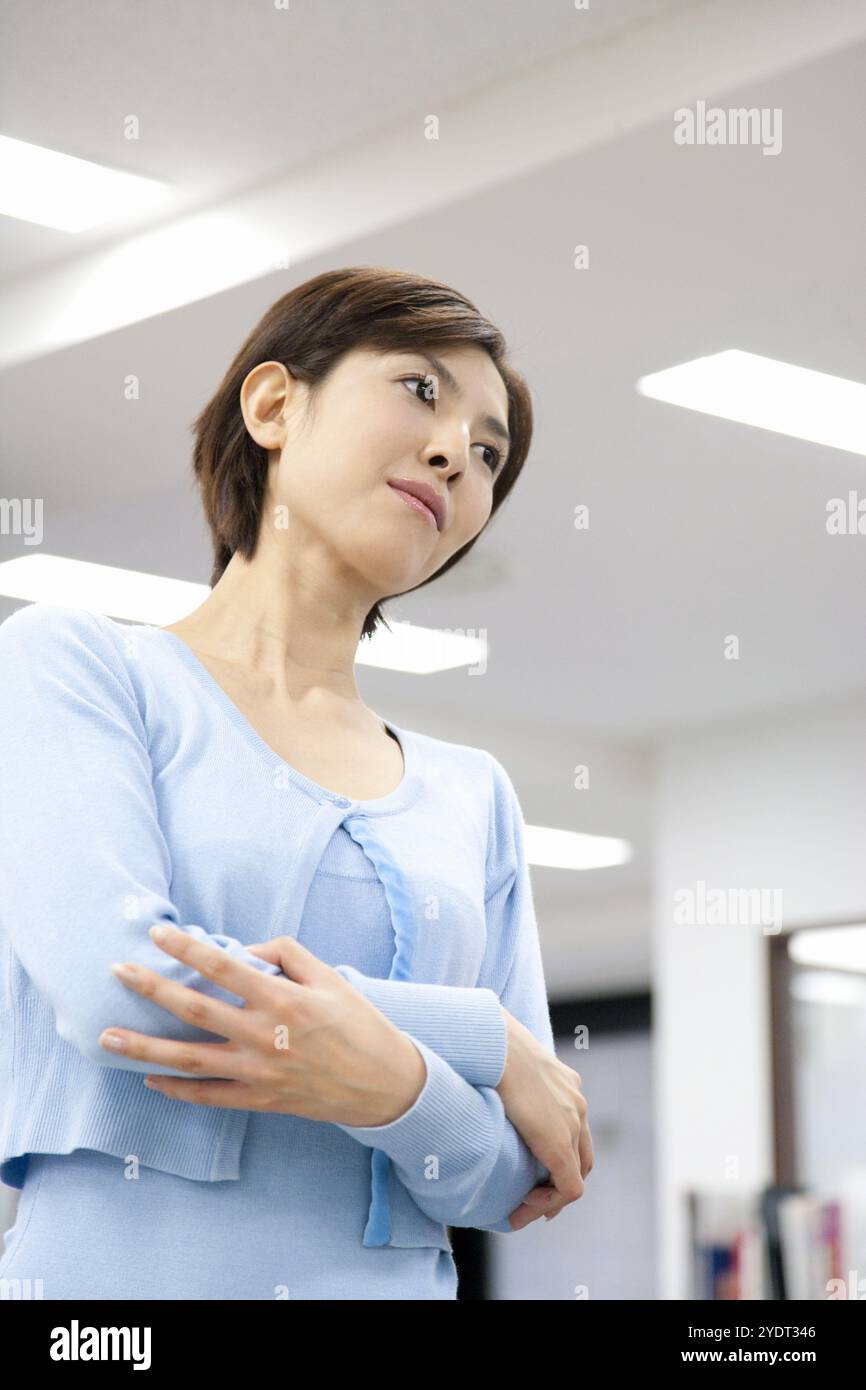 Business think office woman hi-res stock photography and images - Alamy