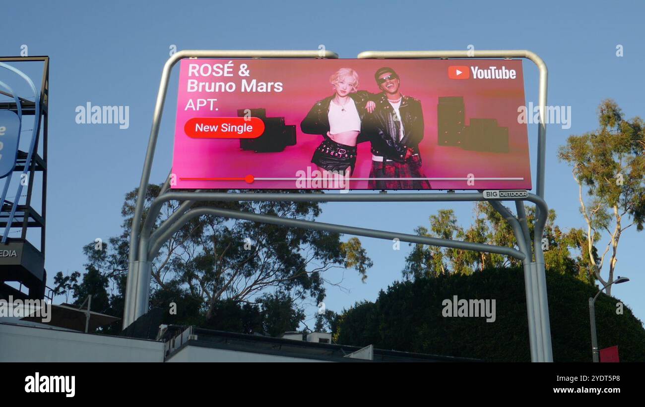 Los Angeles, California, USA 24th October 2024 Rose and Bruno Mars APT ...