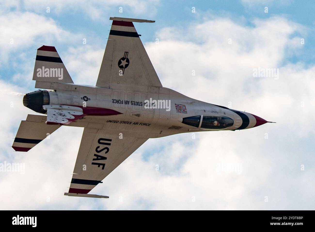 US Air Force Thunderbirds perform. The U.S. Air Force Thunderbirds ...