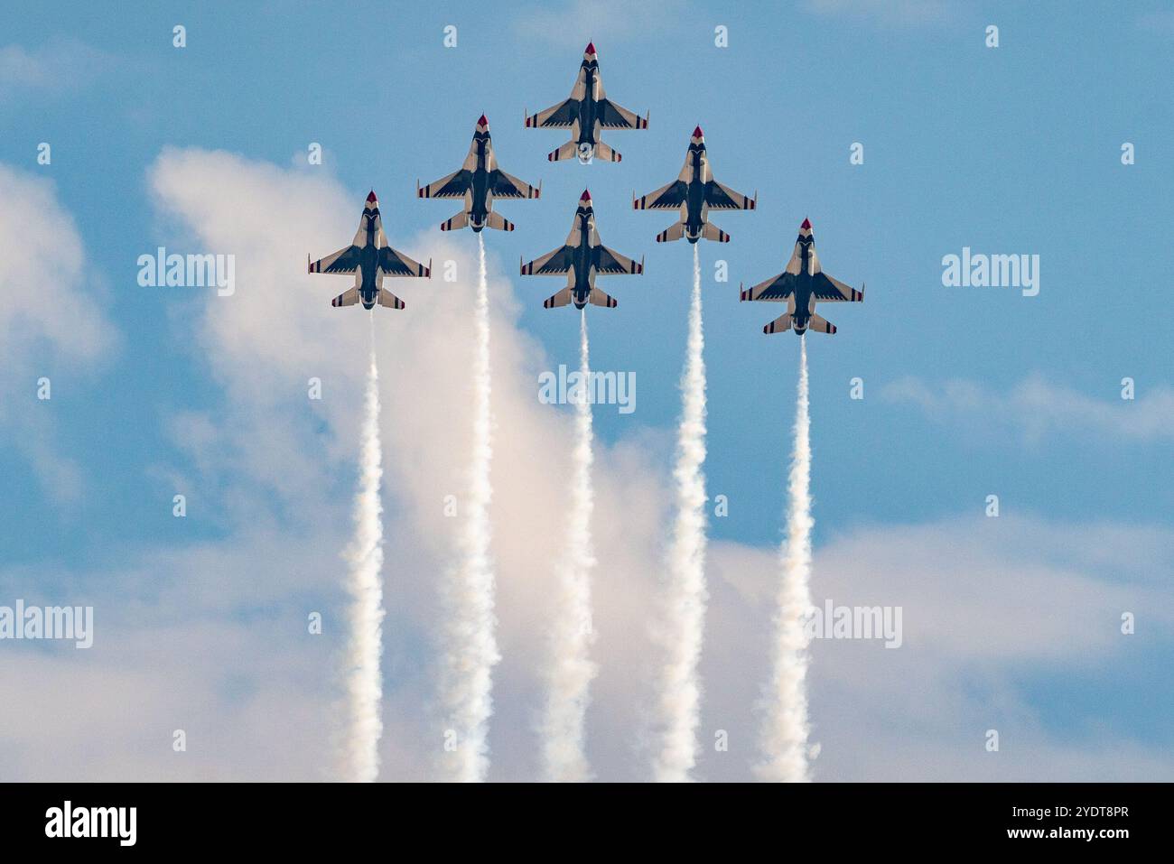 US Air Force Thunderbirds perform. The U.S. Air Force Thunderbirds ...