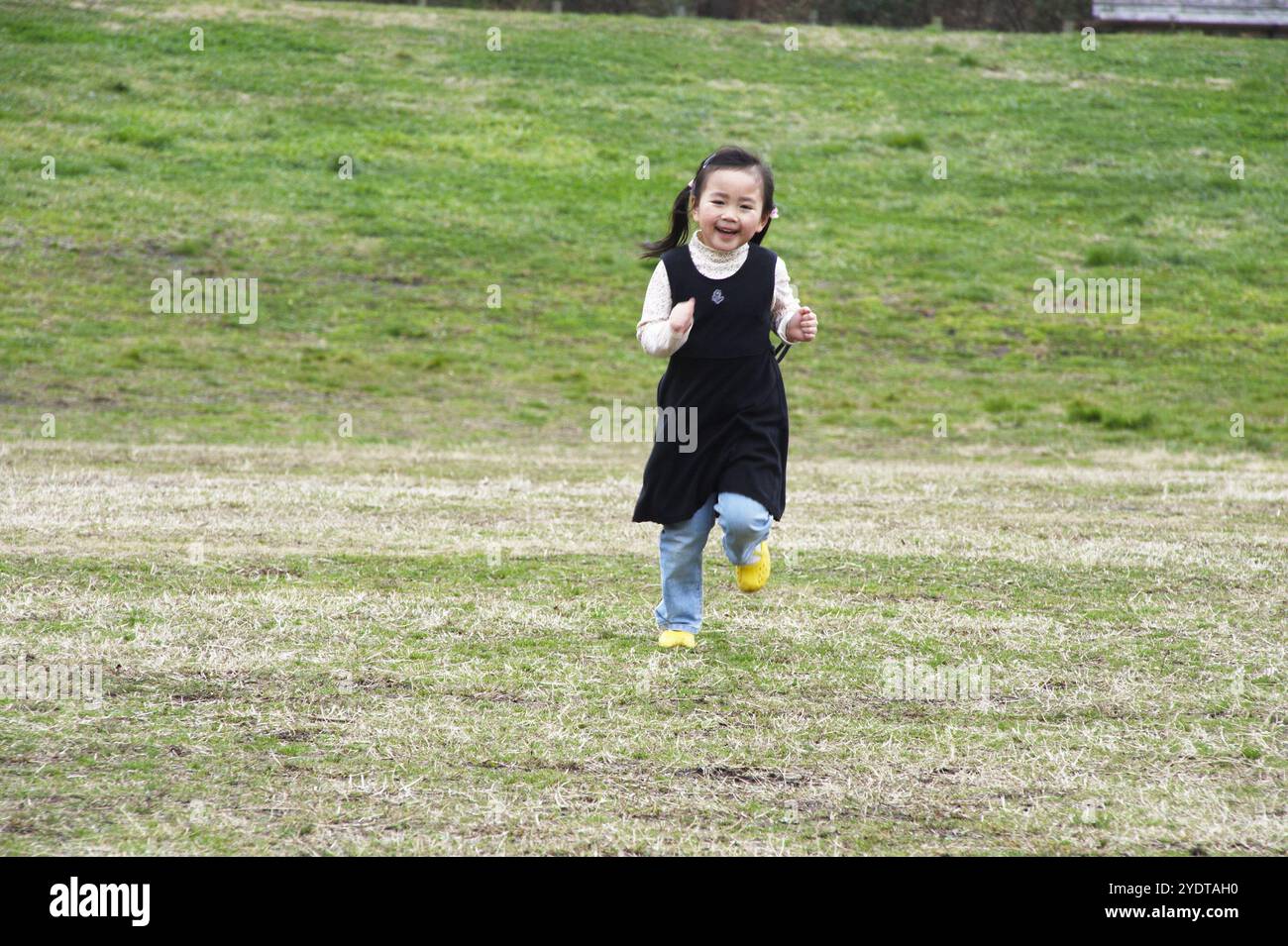 Orient girl hi-res stock photography and images - Alamy