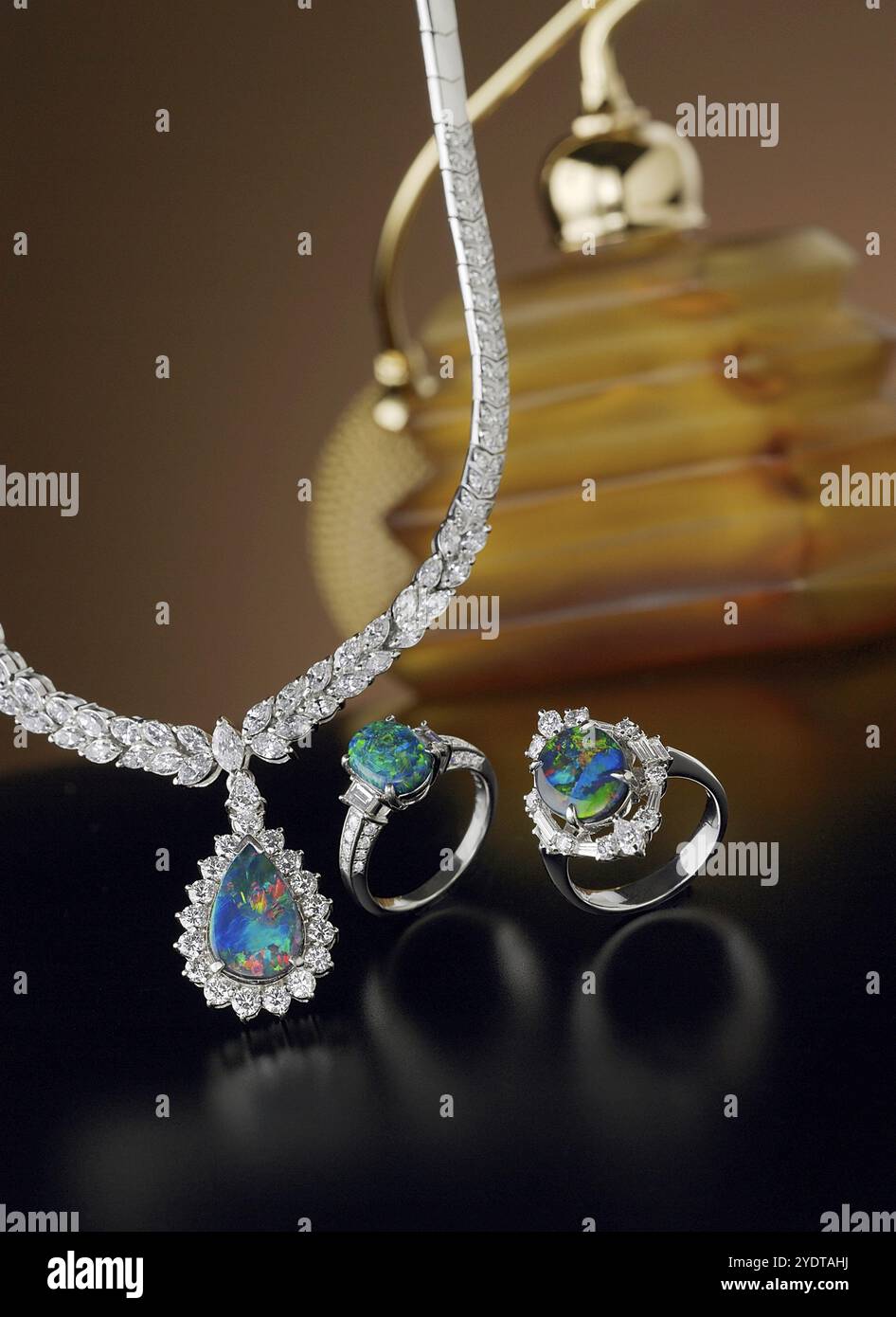 Opal pendant hi-res stock photography and images - Alamy