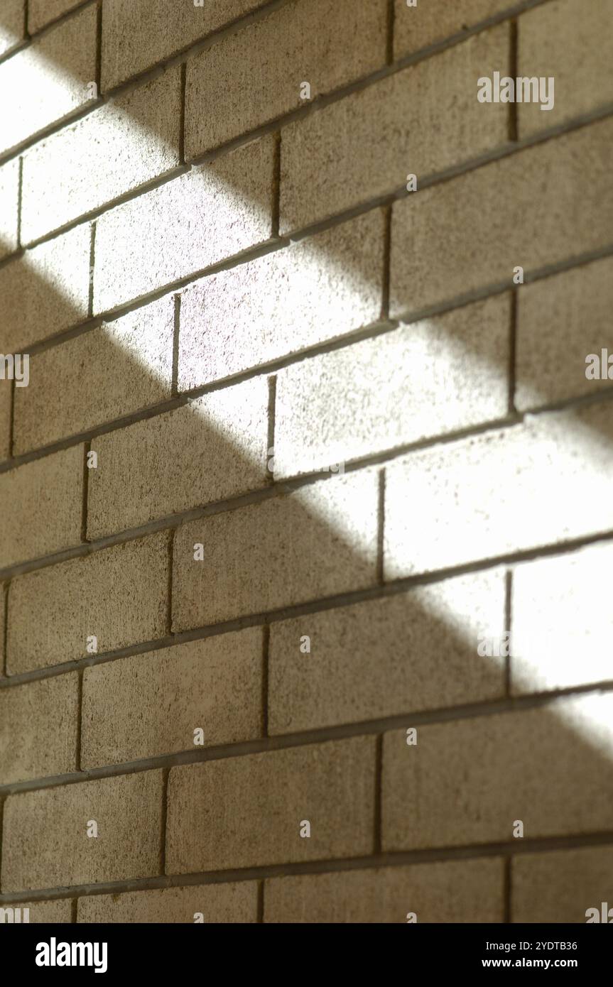 Block wall fence hi-res stock photography and images - Alamy