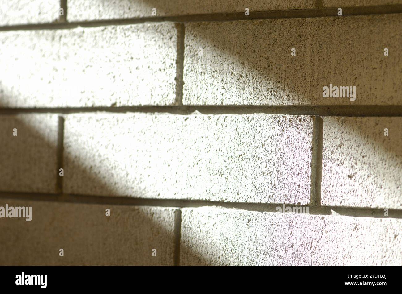 Block wall fence hi-res stock photography and images - Alamy