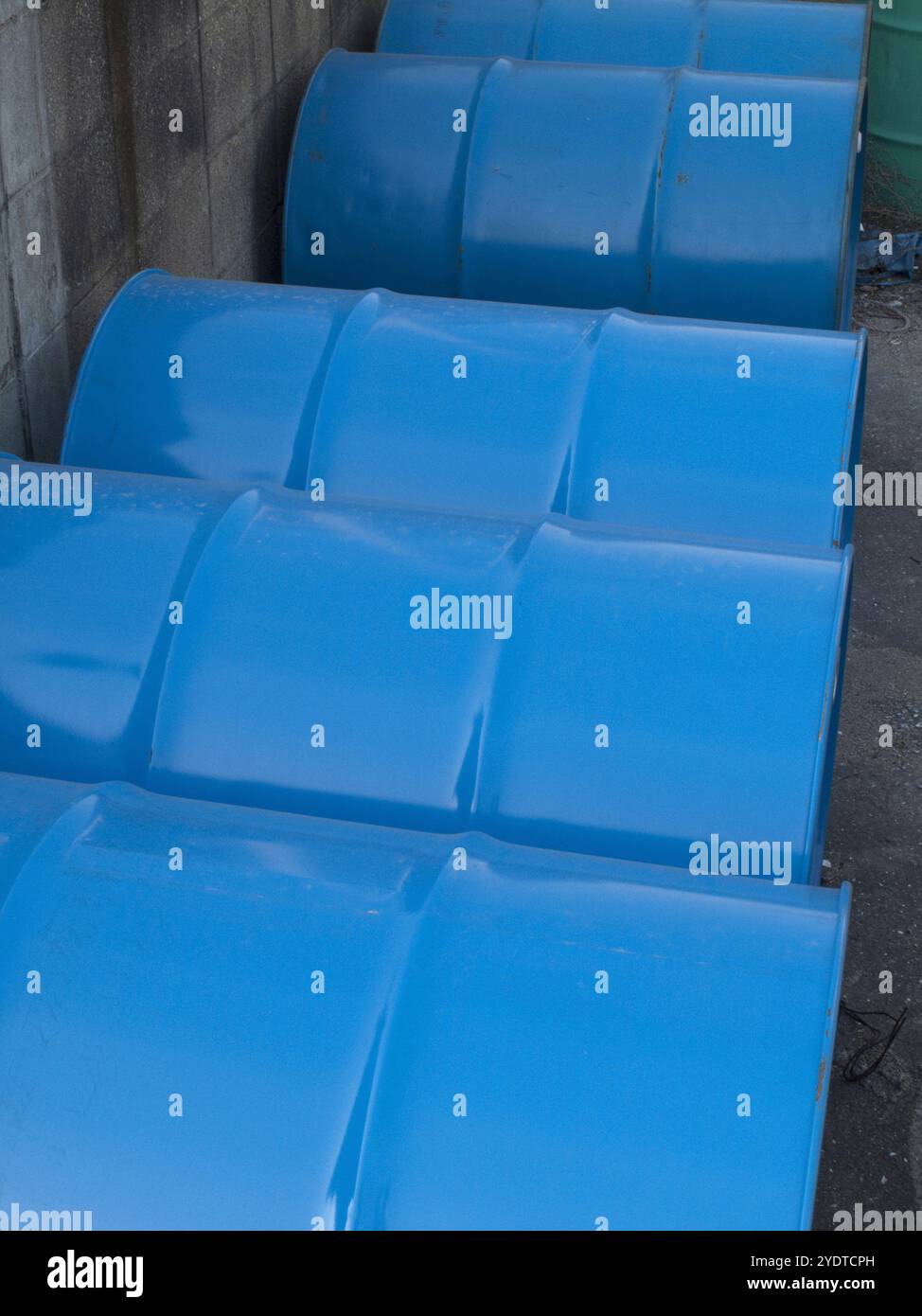 Container drum hi-res stock photography and images - Alamy