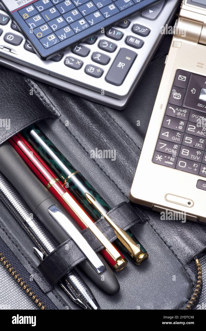 Tabletop computer hi-res stock photography and images - Alamy