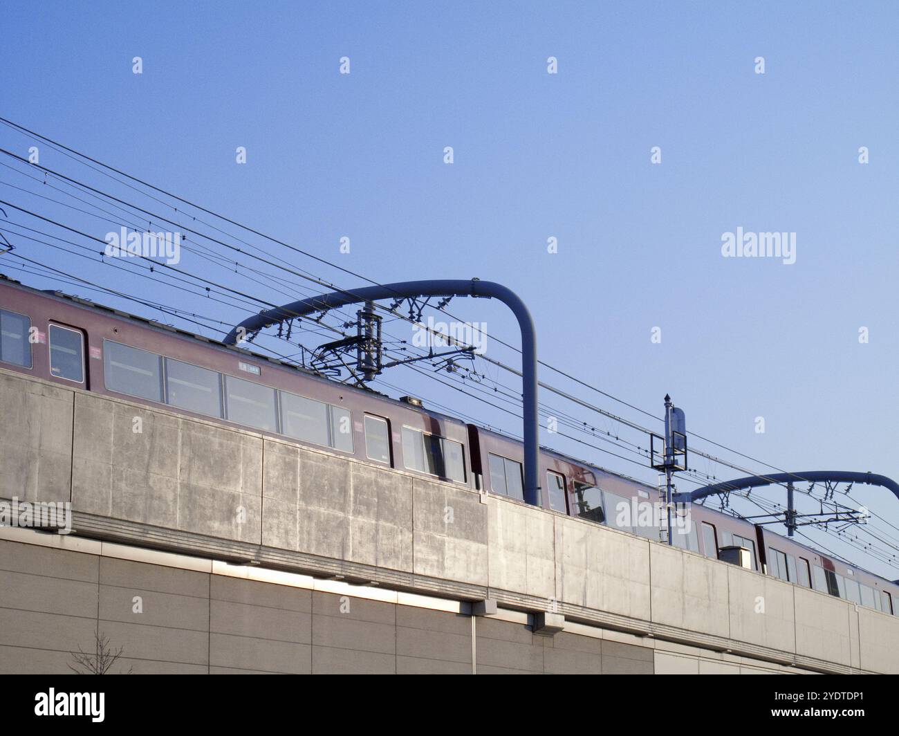 Overhead wires on a train Stock Photo - Alamy