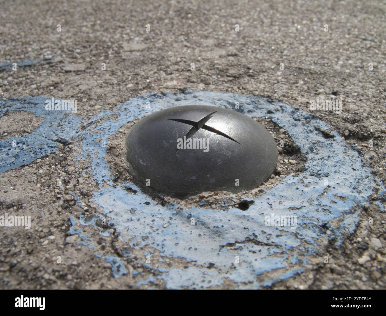 Signs of the boundary line Stock Photo - Alamy