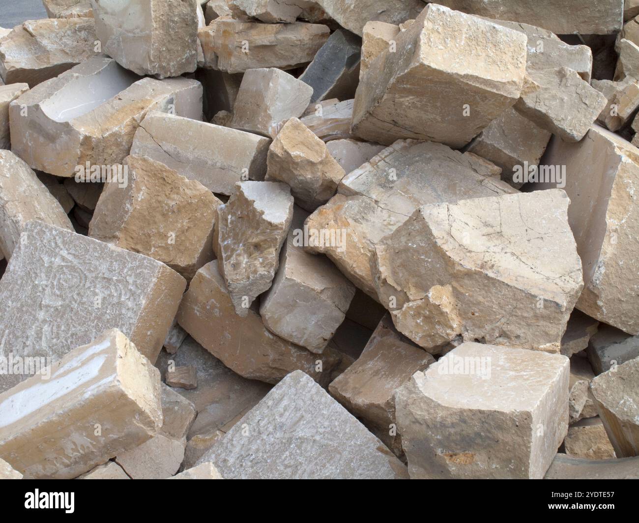 Broken stones for building materials Stock Photo - Alamy
