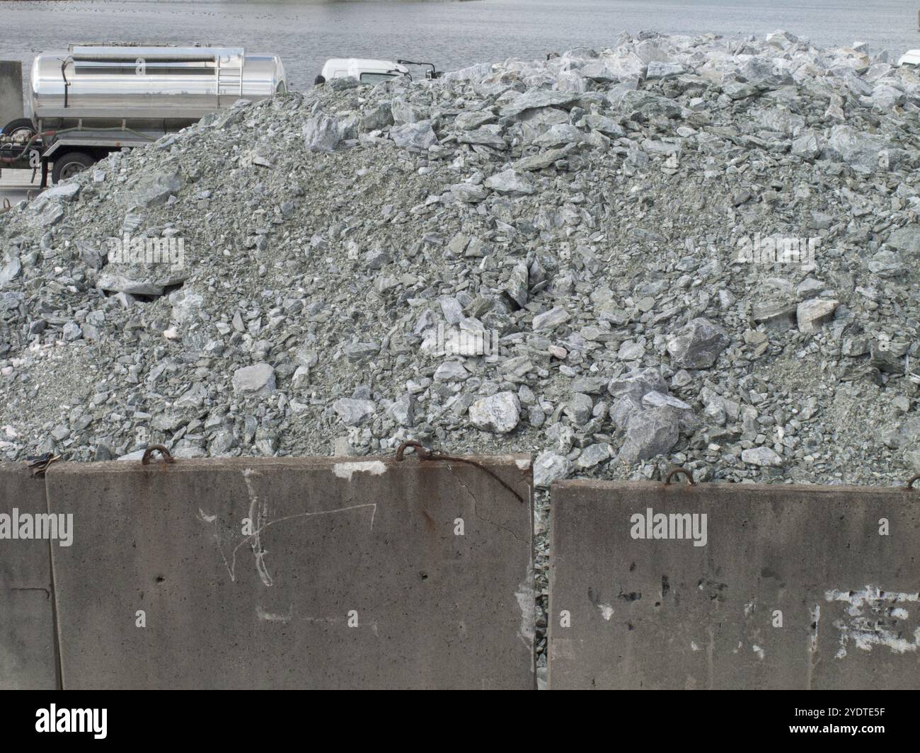 Rubble concrete hi-res stock photography and images - Alamy