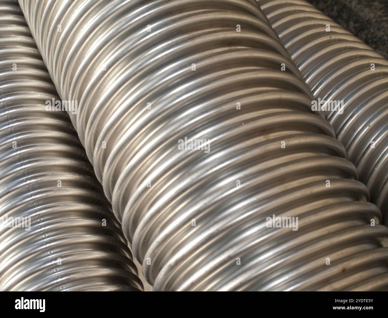 Tube and bellows hi-res stock photography and images - Alamy