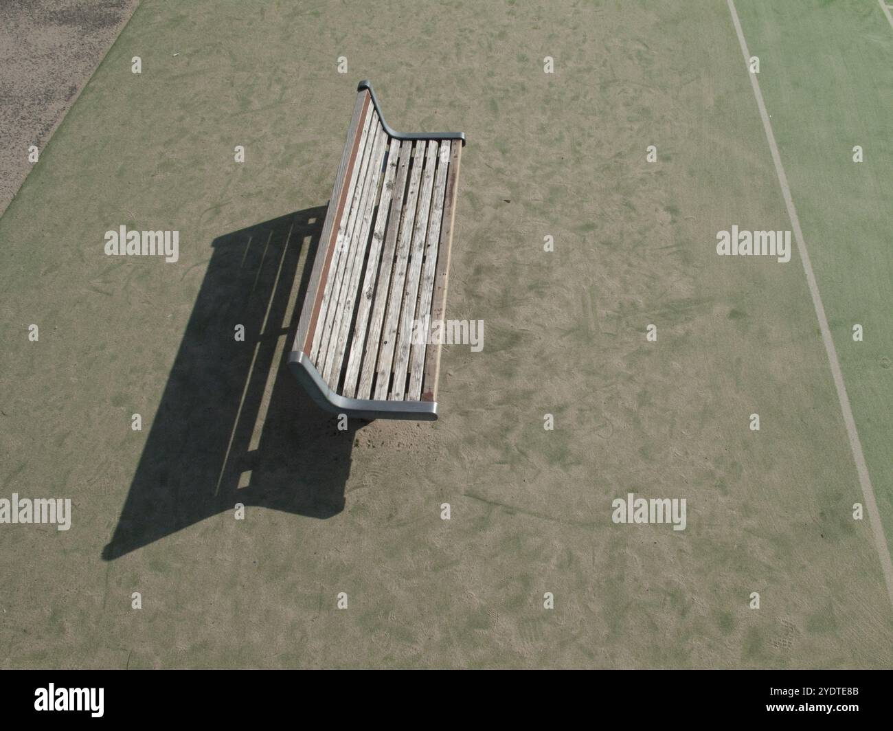 Court benches hi-res stock photography and images - Alamy