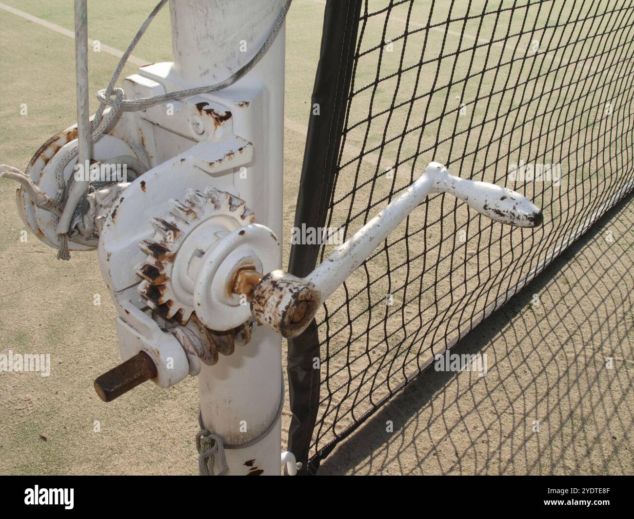 Crank wire hi-res stock photography and images - Alamy