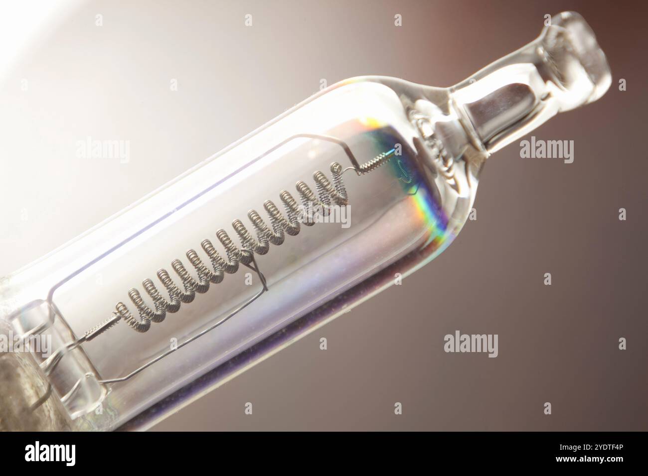 Halogen bulbs hi-res stock photography and images - Alamy