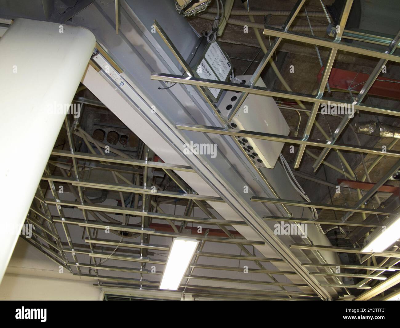 Ceiling installation hi-res stock photography and images - Alamy