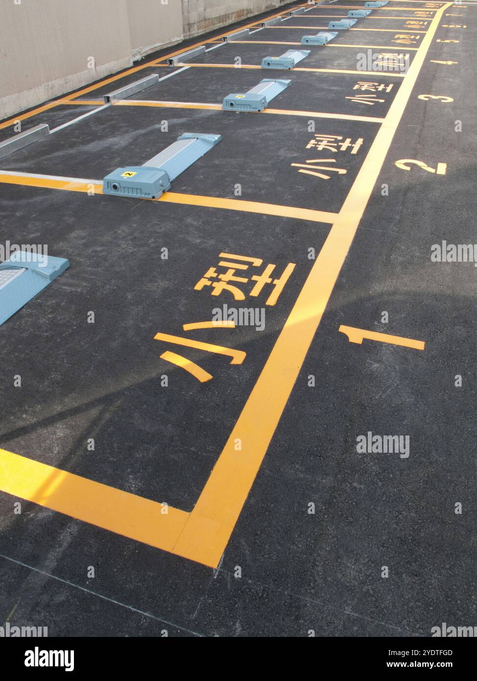 Coin parking hi-res stock photography and images - Alamy