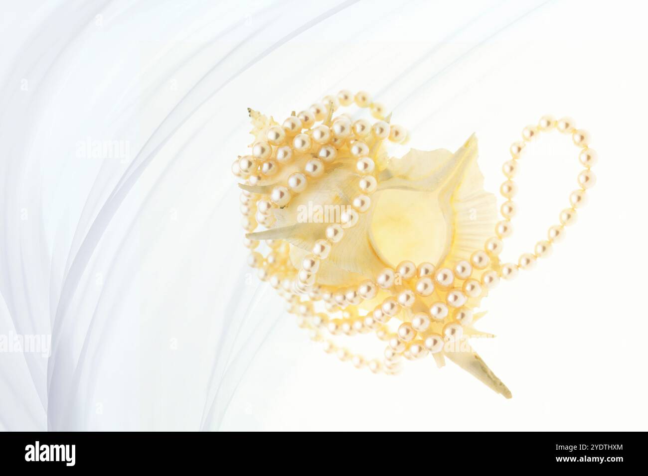 Pearl shine hi-res stock photography and images - Alamy