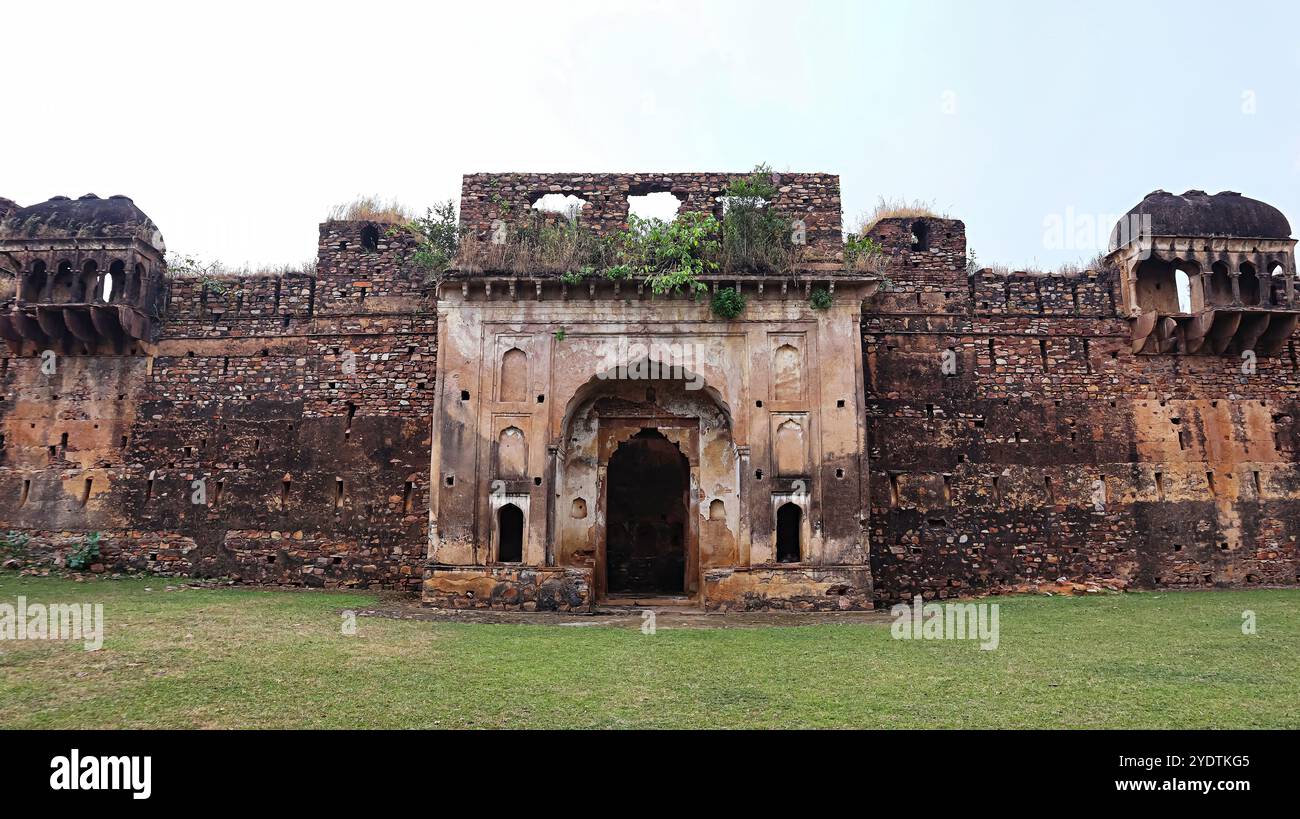 View of the entrance gate of Jharkhandi Fort, a 17th-century ruined ...