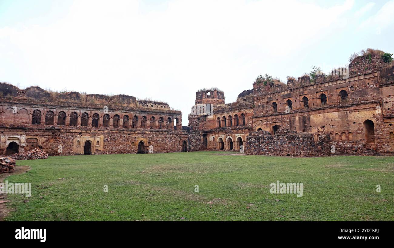 View of the ruined palace within Jharkhandi Fort, a 17th-century fort ...