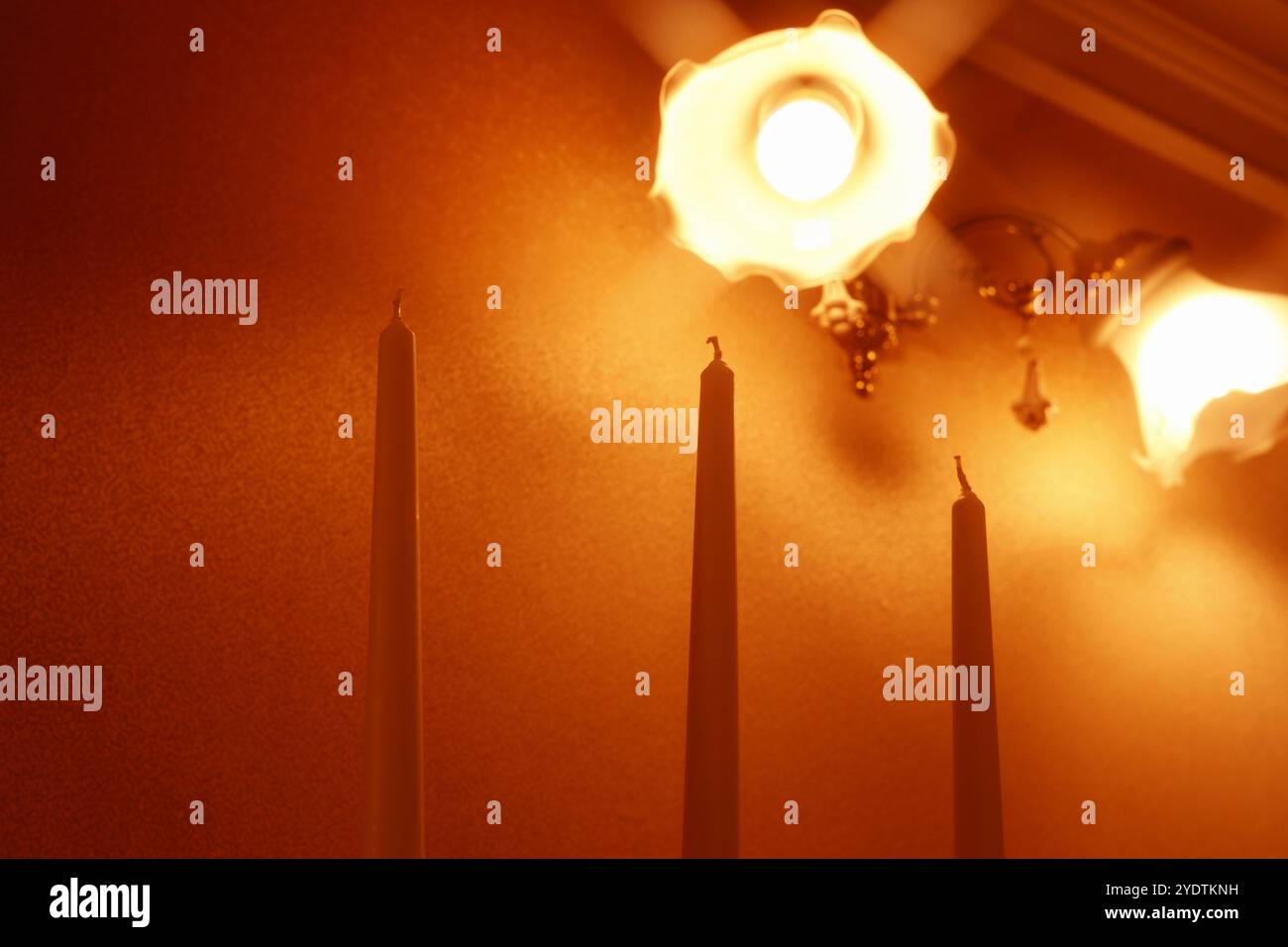 Furniture lighting hi-res stock photography and images - Alamy
