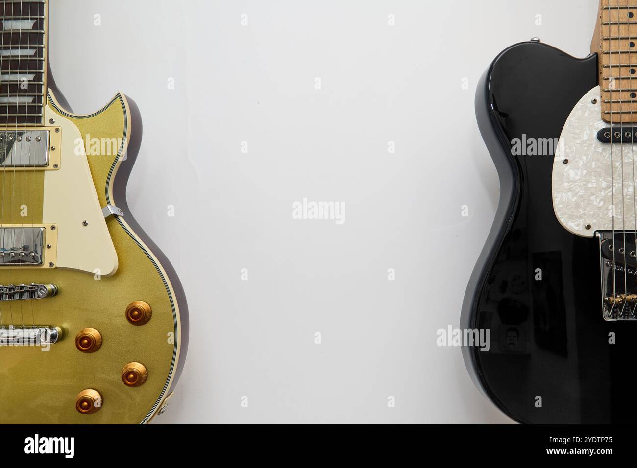 Gold guitars hi-res stock photography and images - Alamy