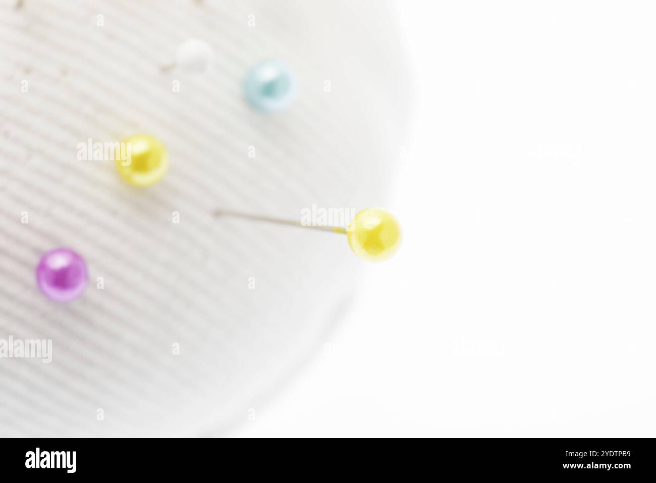 Set of needle hi-res stock photography and images - Alamy