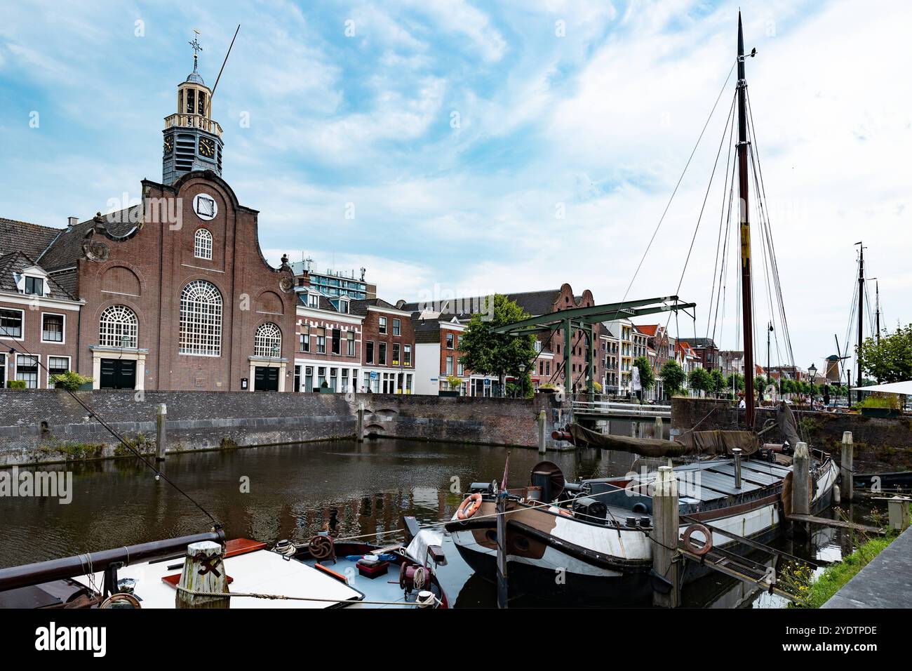 Church of the Pilgrim Fathers at the Piet Heyns bridge in Rotterdam ...
