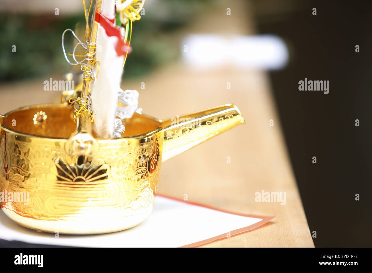Japanese wedding sake hi-res stock photography and images - Alamy