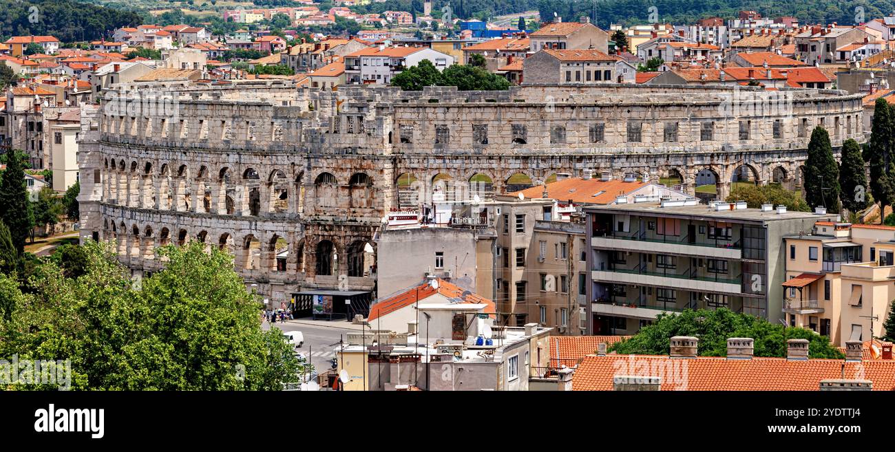 The colosseum of Pula in Croatia Stock Photo - Alamy
