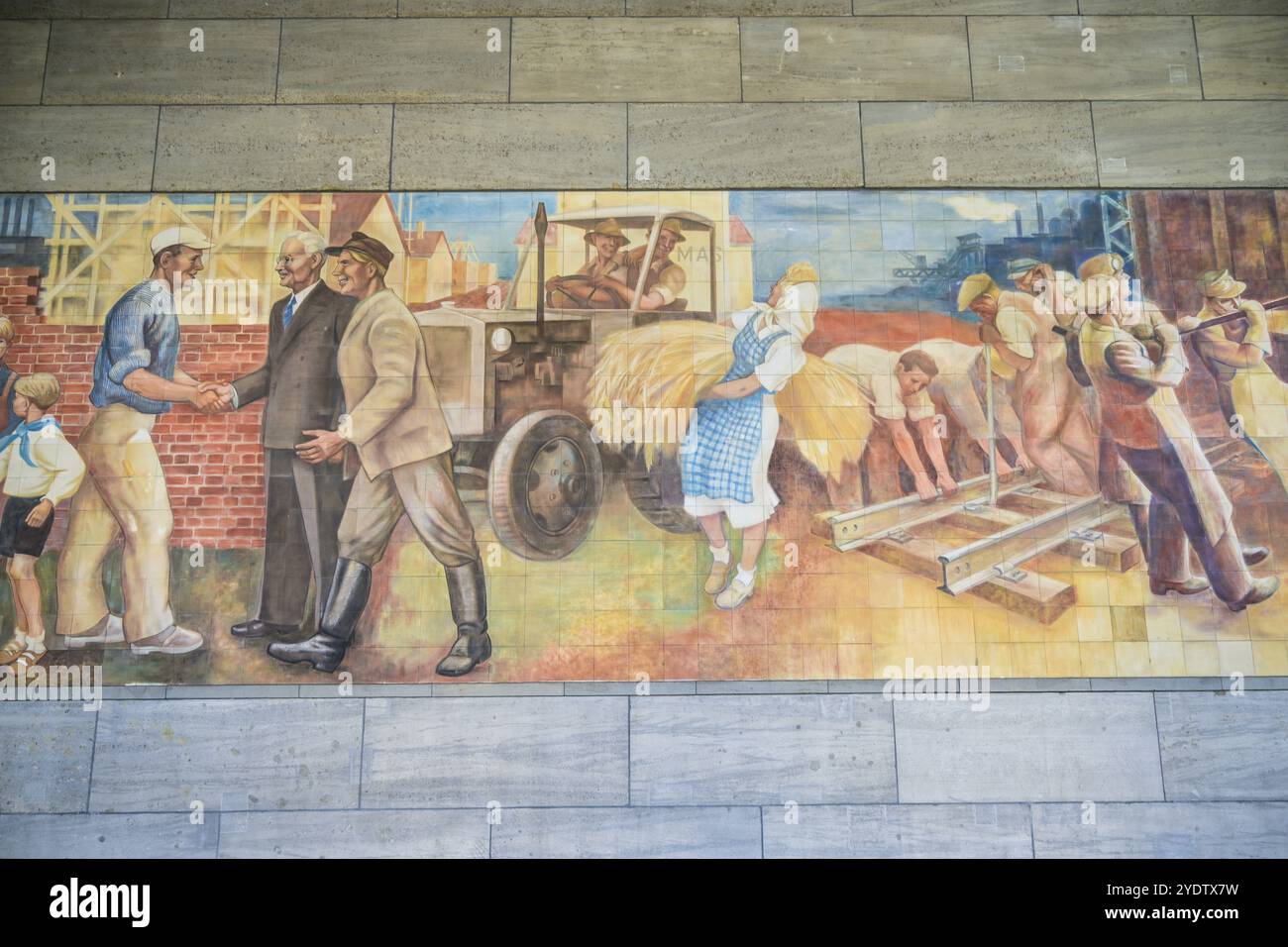 Travel the gdr hi-res stock photography and images - Alamy