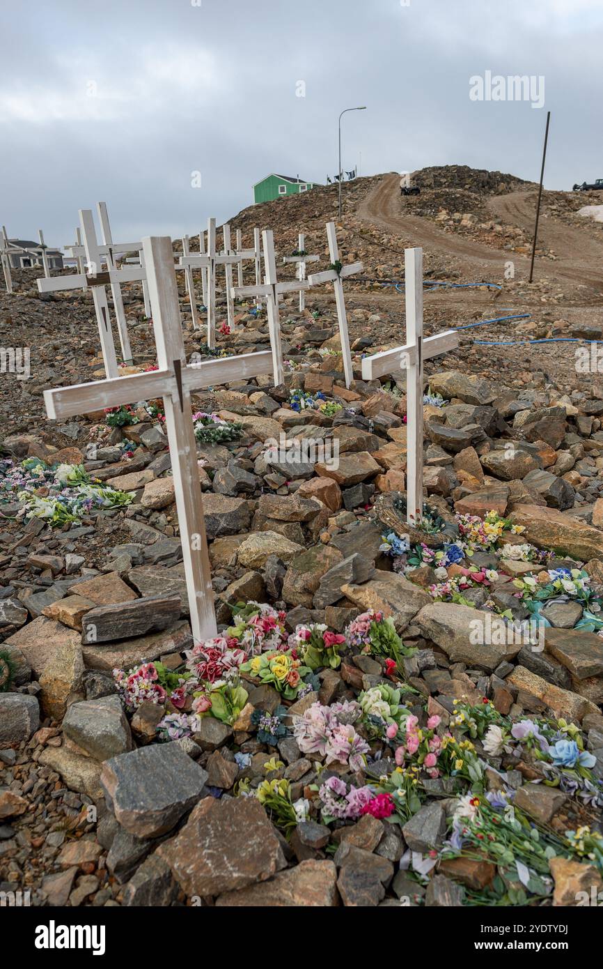 Tombs in a row hi-res stock photography and images - Alamy