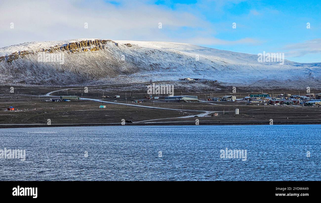 Resolute inuit hi-res stock photography and images - Alamy