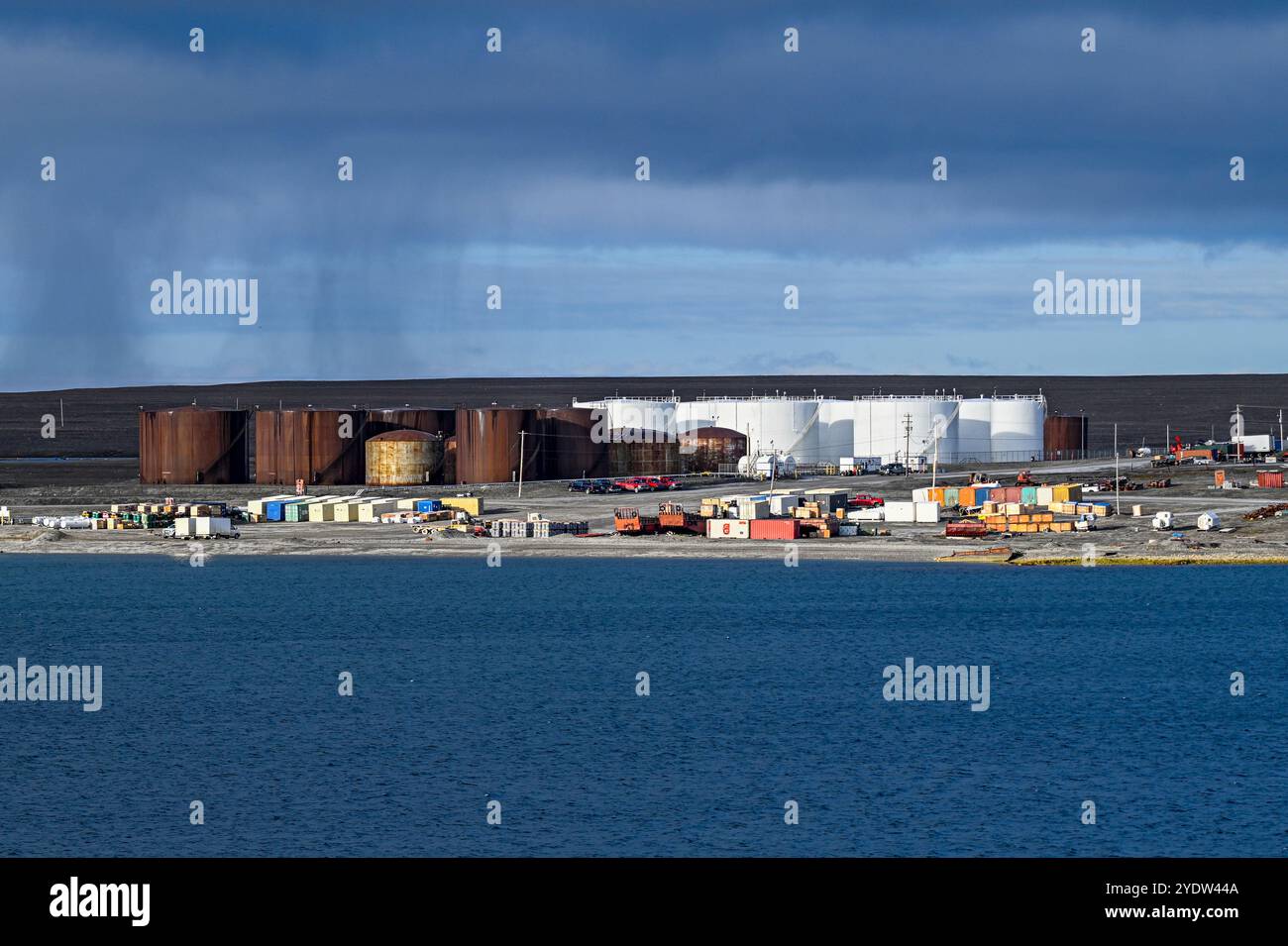 Resolute, Inuit hamlet, Cornwallis island, Nunavut, Canadian Arctic, Canada, North America Stock ...