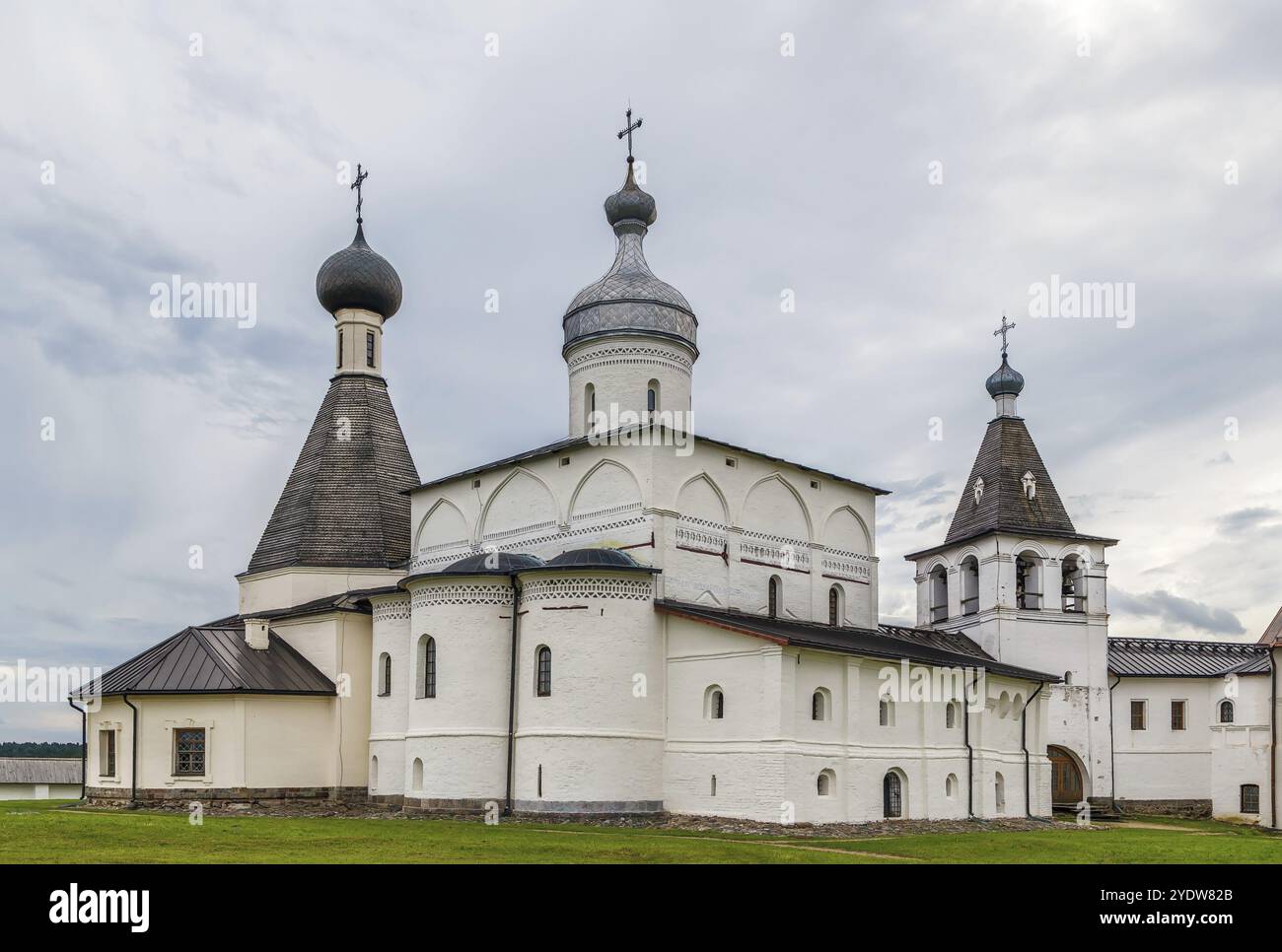 Complex of churches hi-res stock photography and images - Alamy