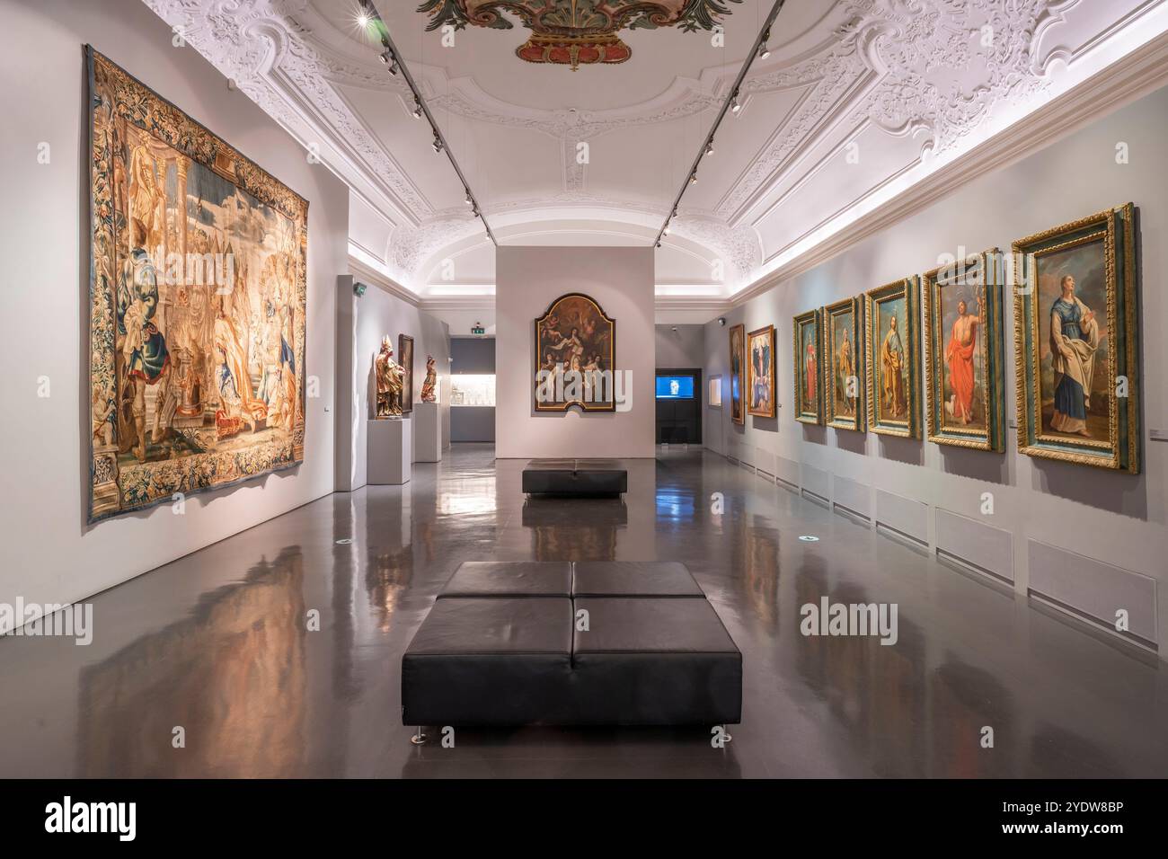 Portugal museum contemporary art lisbon hi-res stock photography and ...