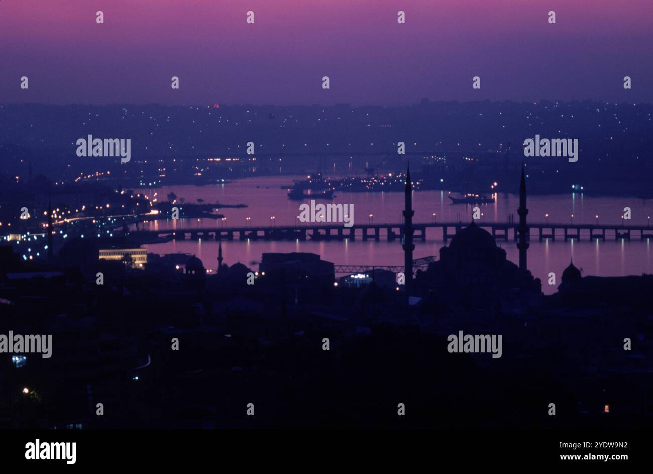 Street scenes in Istanbul, Turkey Stock Photo - Alamy