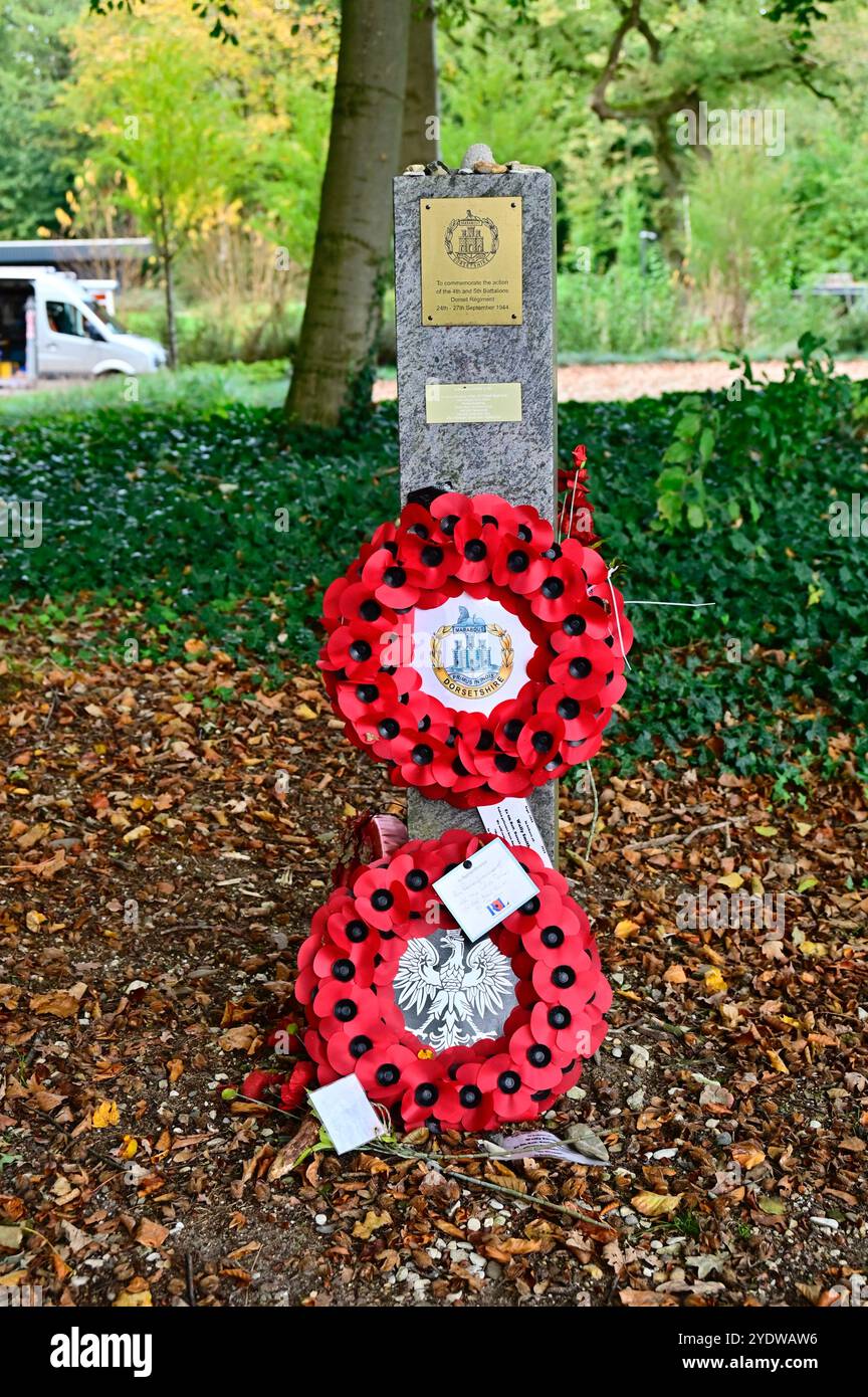 Wreath of poppies at memorial of WW2 at Westerbouwing in Oosterbeek ...