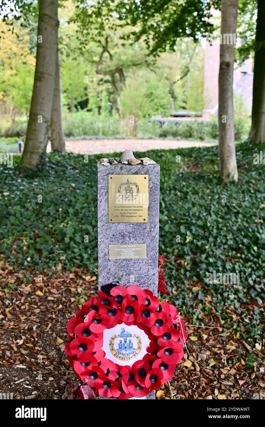 Wreath of poppies at memorial of WW2 at Westerbouwing in Oosterbeek ...