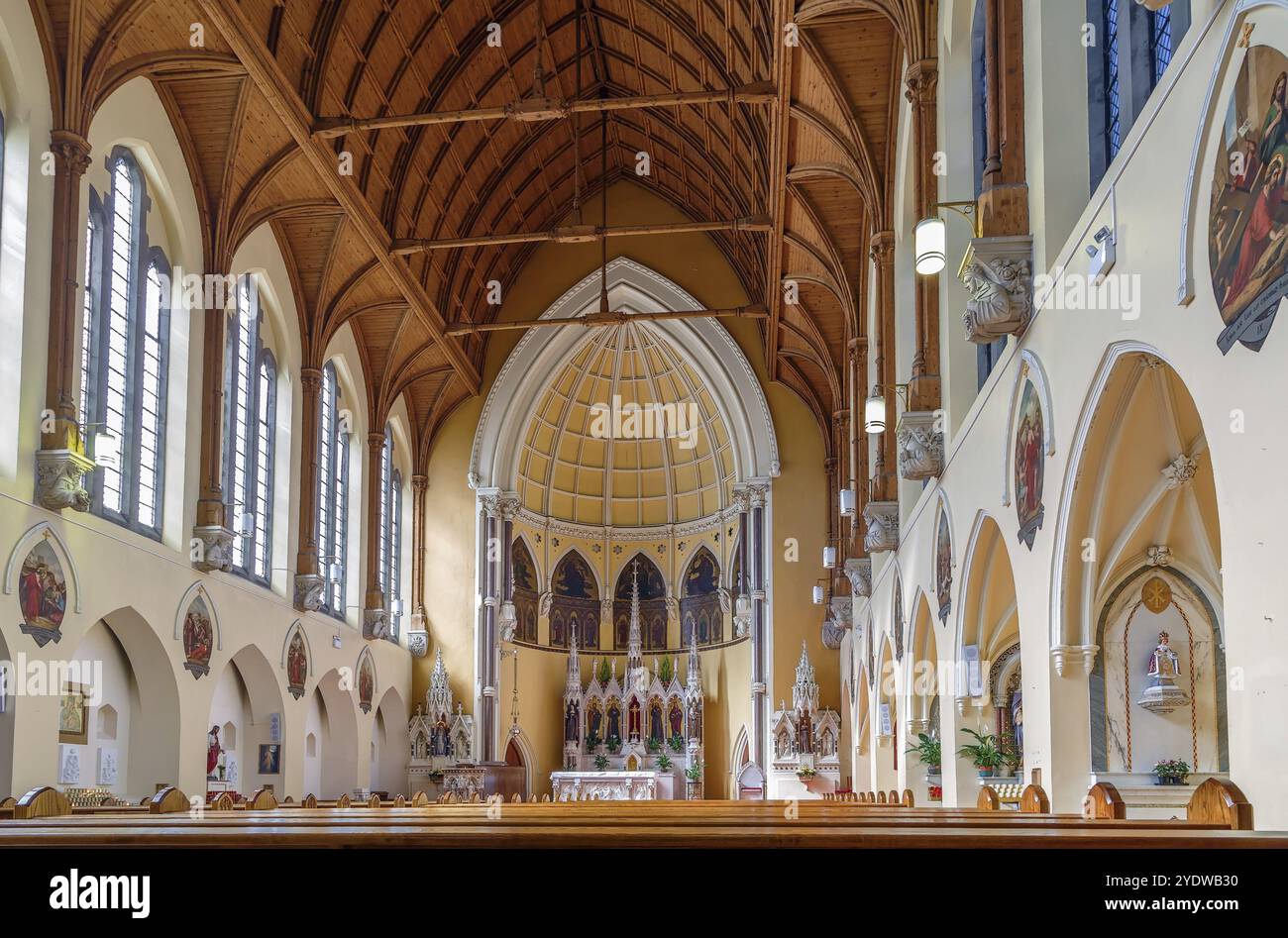 Irish church interior hi-res stock photography and images - Alamy