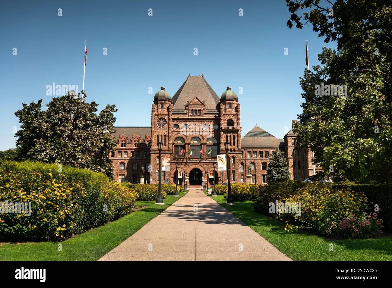 Canada life building toronto hi-res stock photography and images - Alamy