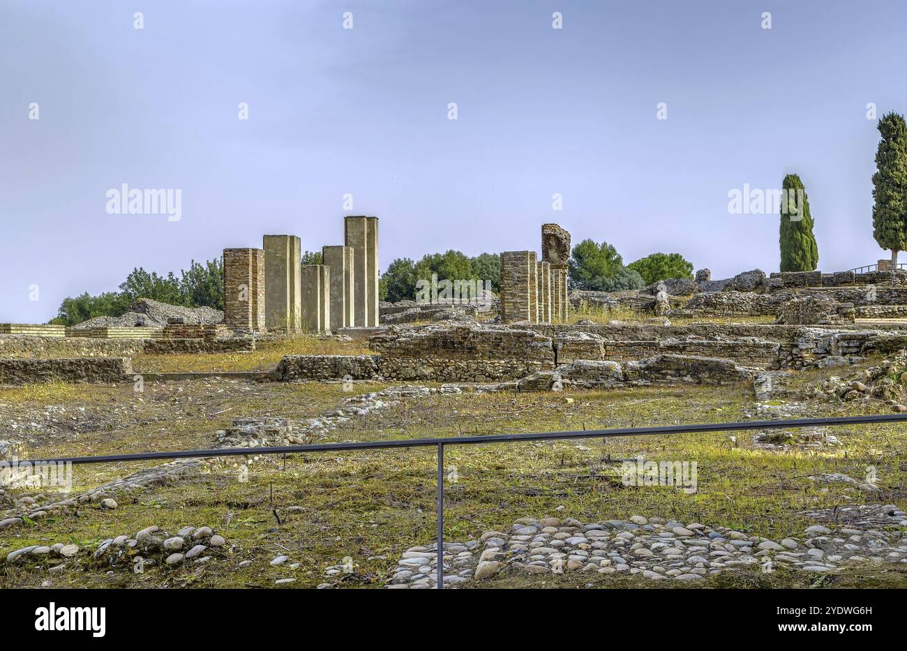 Roman ruins in seville hi-res stock photography and images - Alamy