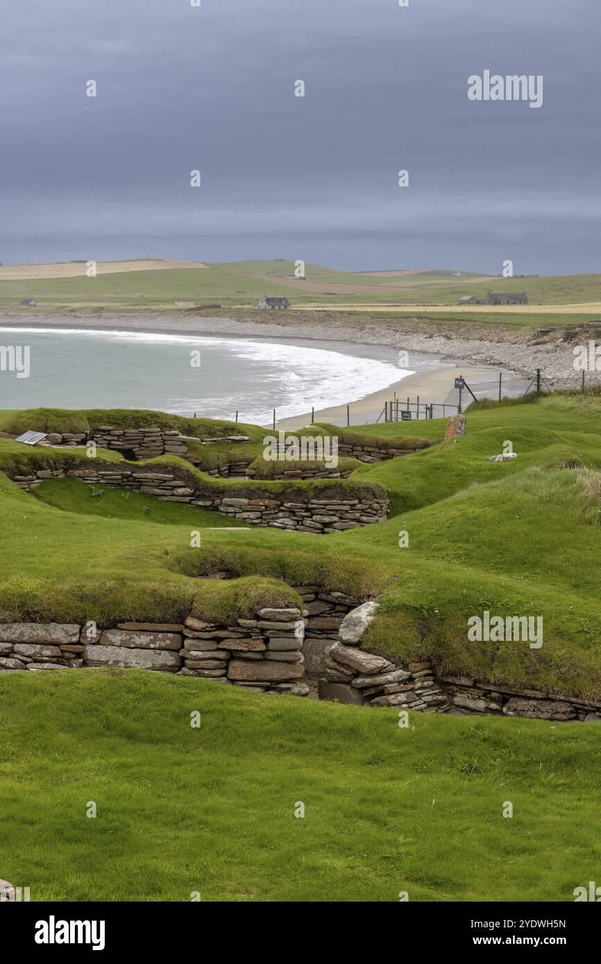 Skara Brae, roundhouse, Neolithic settlement, Mainland, Orkney ...