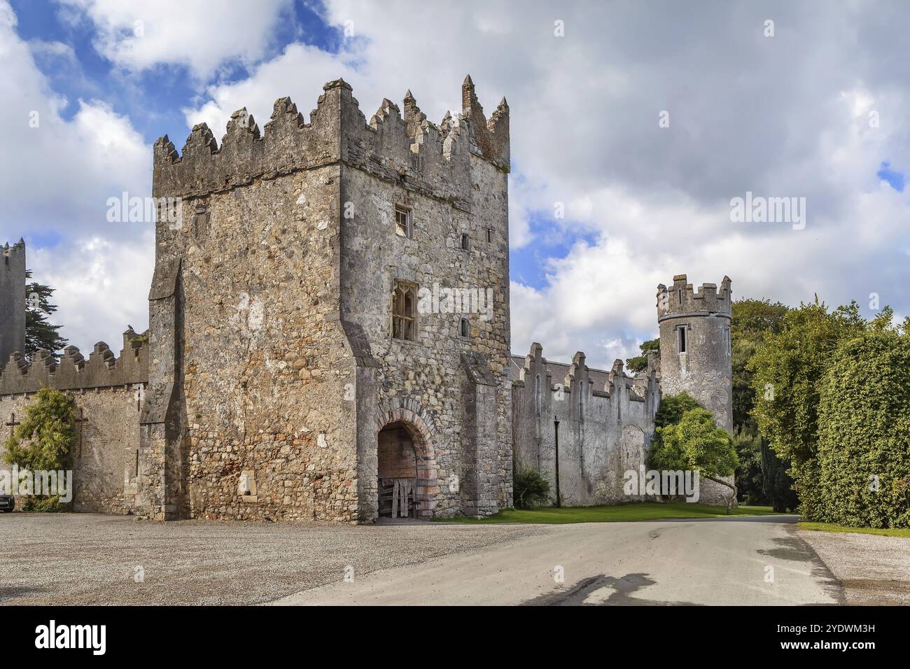 Medieval castle in castell hi-res stock photography and images - Alamy