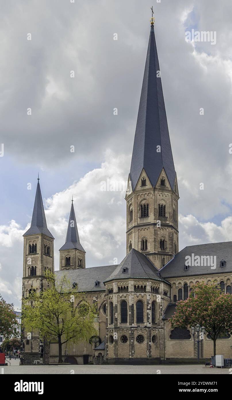 The Bonn Minster is a Roman Catholic church in Bonn. It is one of Germany's oldest churches ...