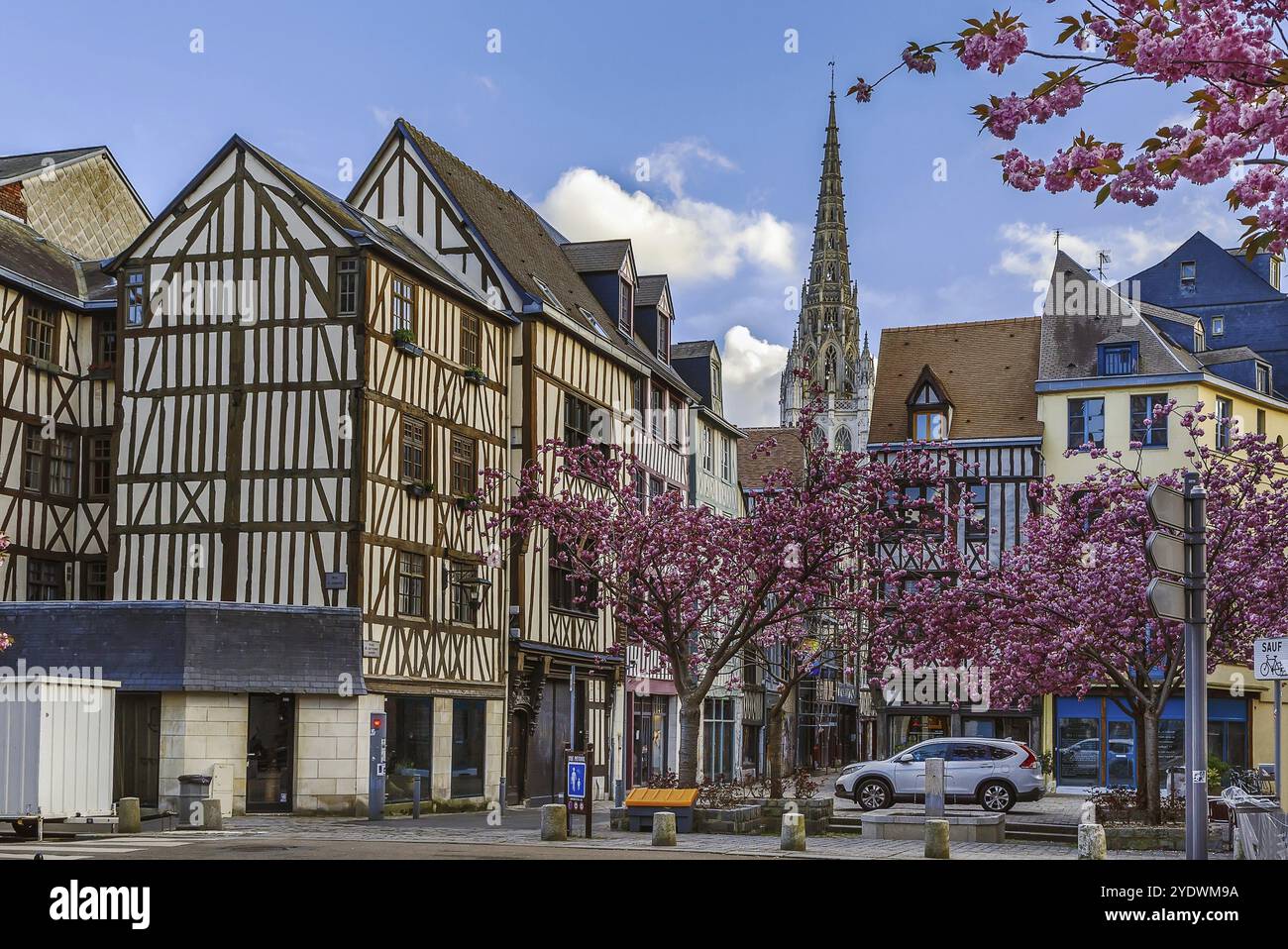 Street in historical center of Rouen with half-timbered houses, France ...
