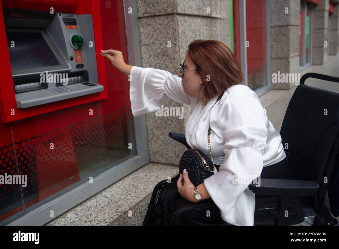 Everyday financial services hi-res stock photography and images - Alamy