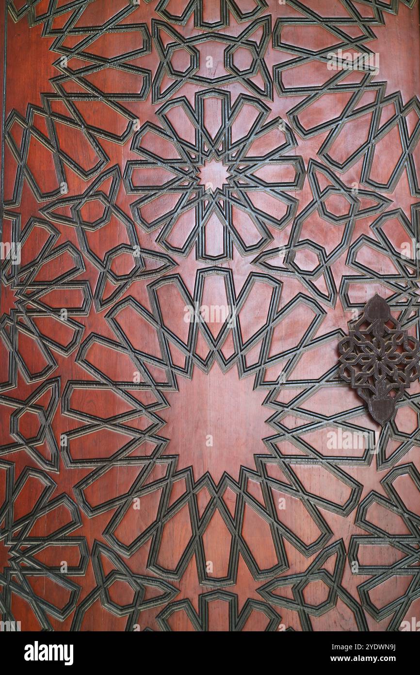 Beautiful Arabian Pattern of the Mosque Wooden Door Panel in Manama ...