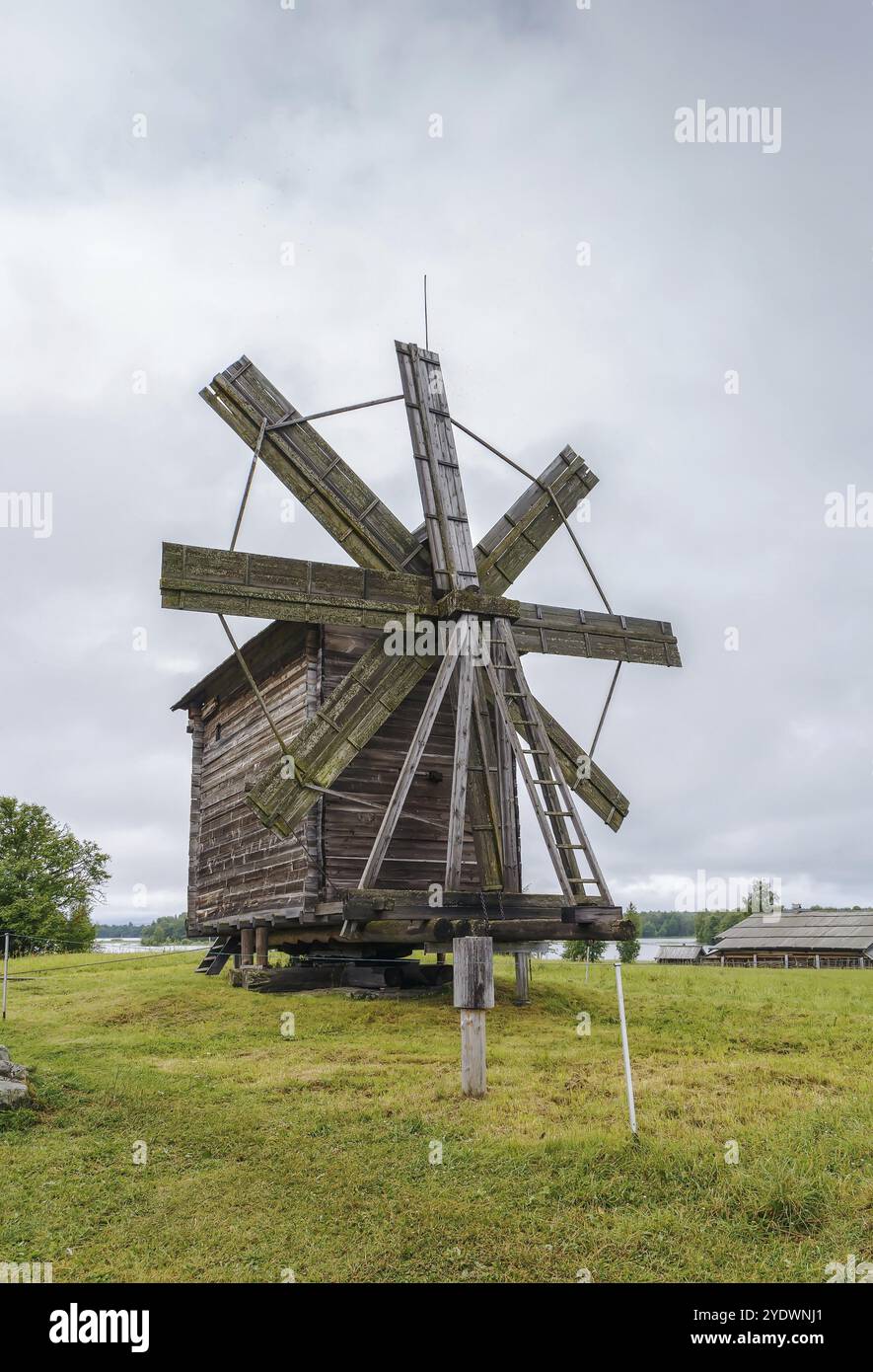 Historical site dating from the 17th century on Kizhi island, Russia ...