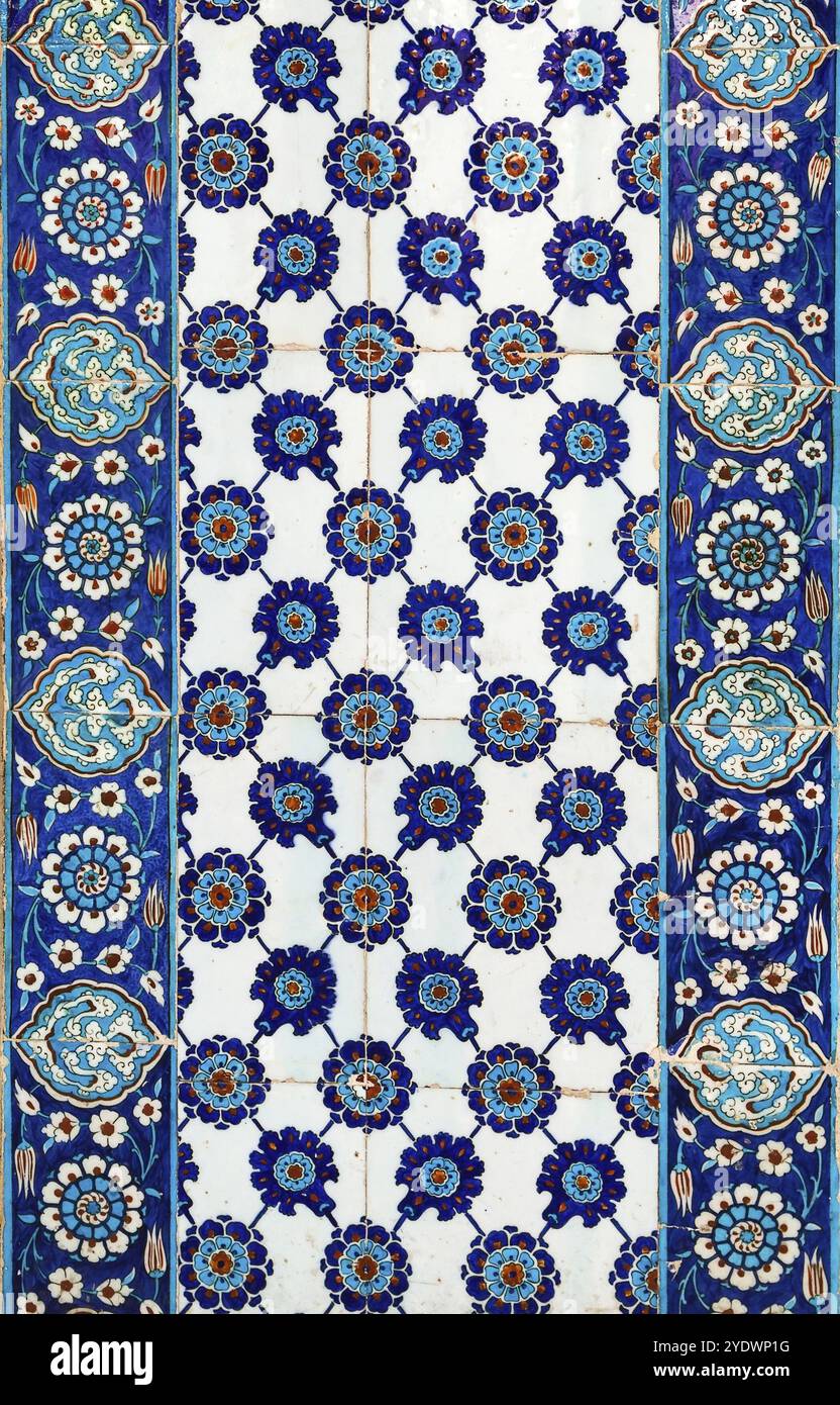 Rustem pasha mosque istanbul hi-res stock photography and images - Alamy