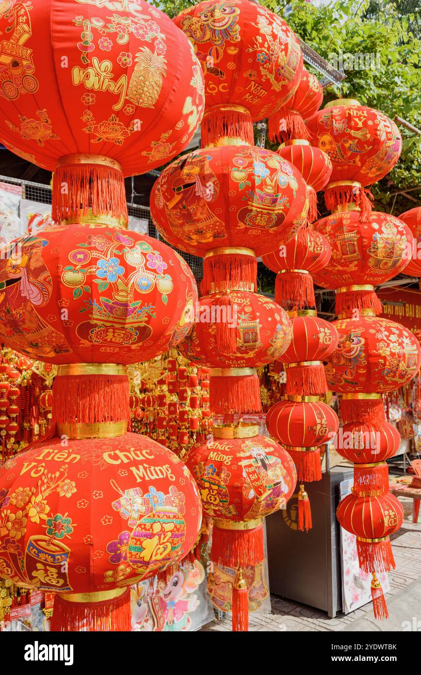 Vietnamese new year celebration festival tet hi-res stock photography ...